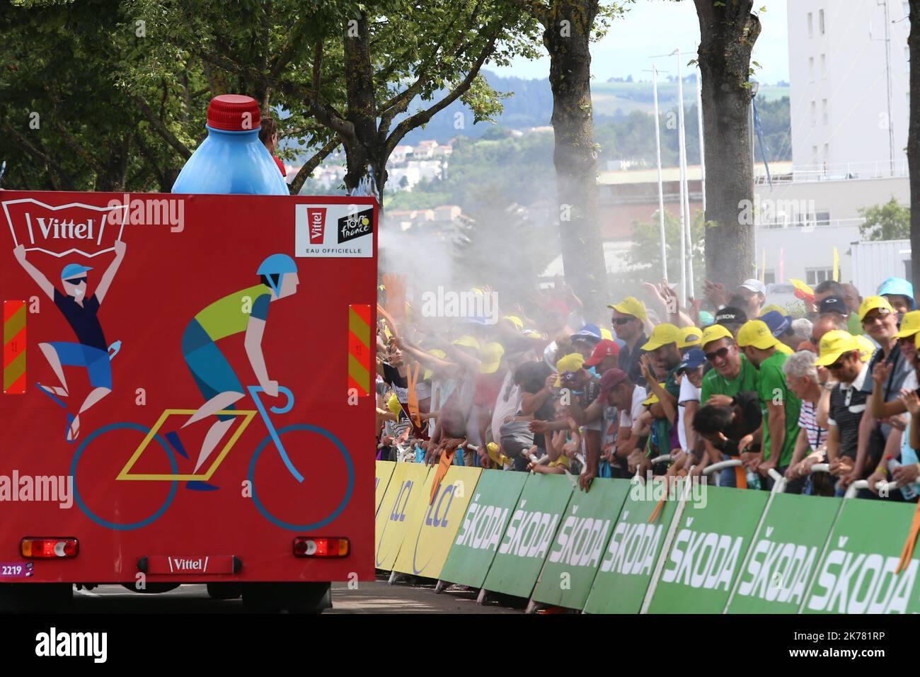 Loire a velo bicycle hi-res stock photography and images - Alamy