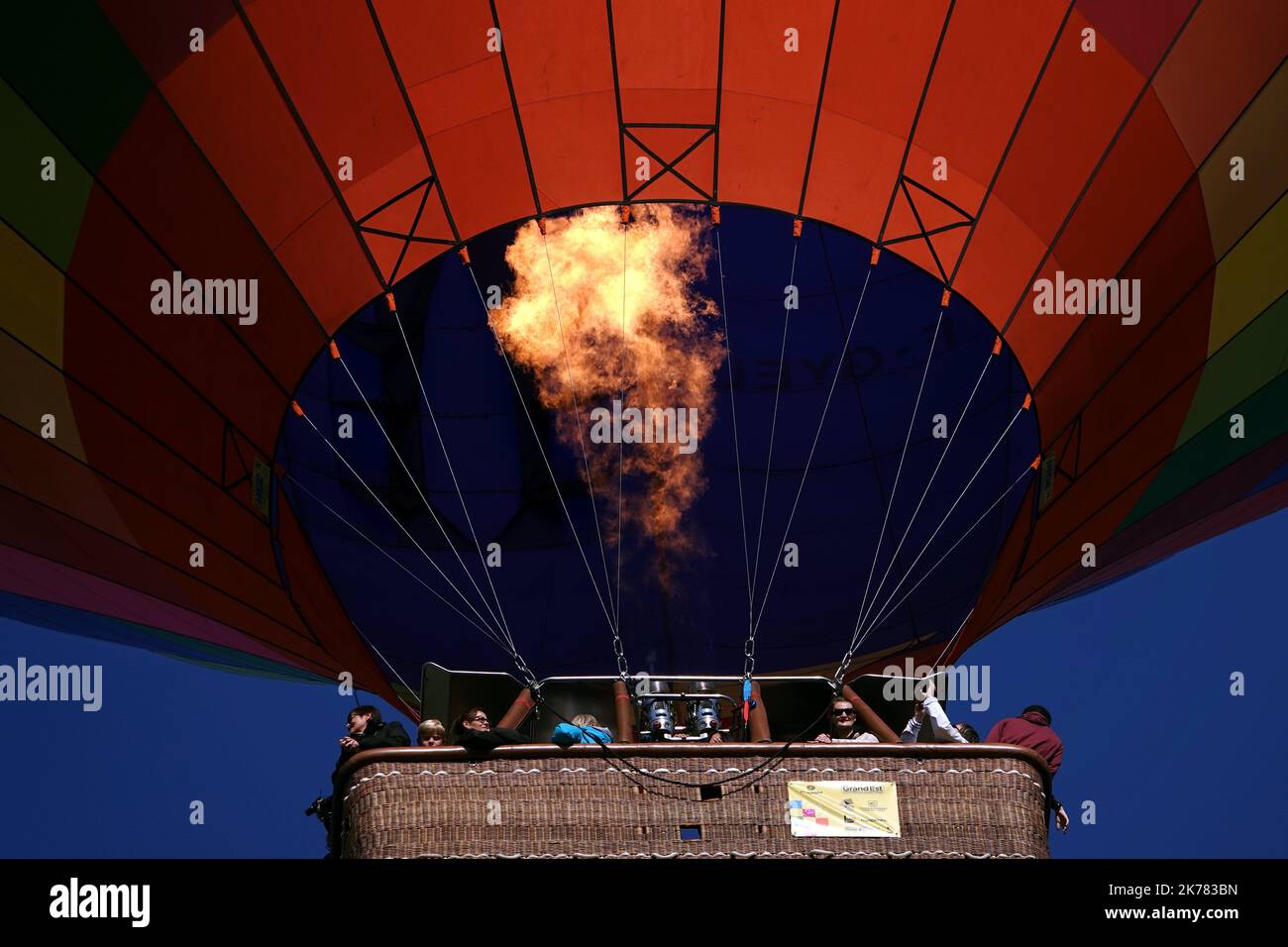 The world record of starting 456 balloons online has not been beaten ...