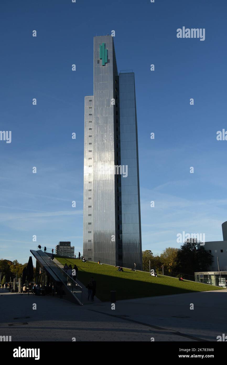 The Drei-Scheiben-Haus high-rise building with silver facade in ...