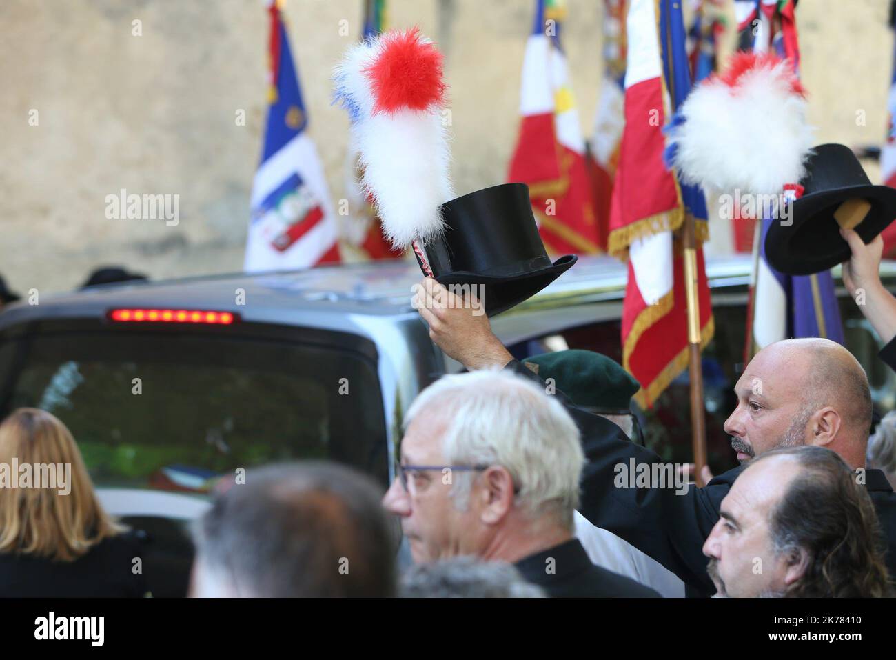 Funeral procession honouring French mayor of Signes Jean-Mathieu Michel ...
