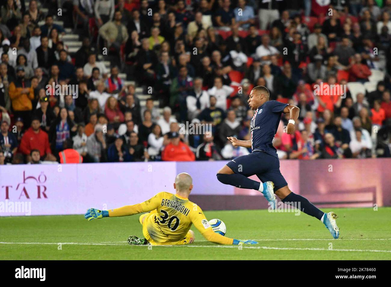 Killian Mbappe #7 during the french Ligue 1 match between Paris Saint ...