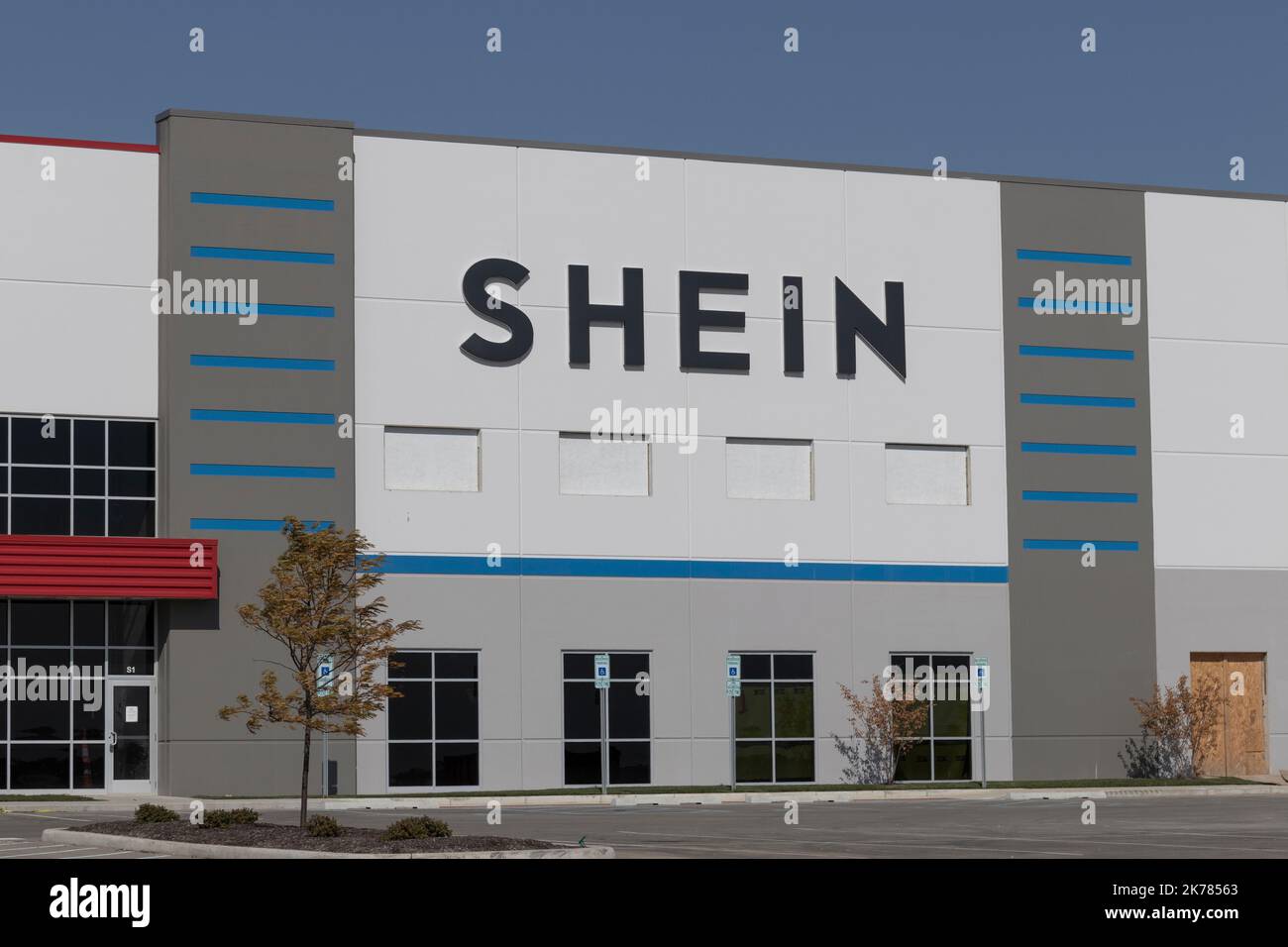Whitestown - Circa October 2022: SHEIN e-commerce distribution center ...