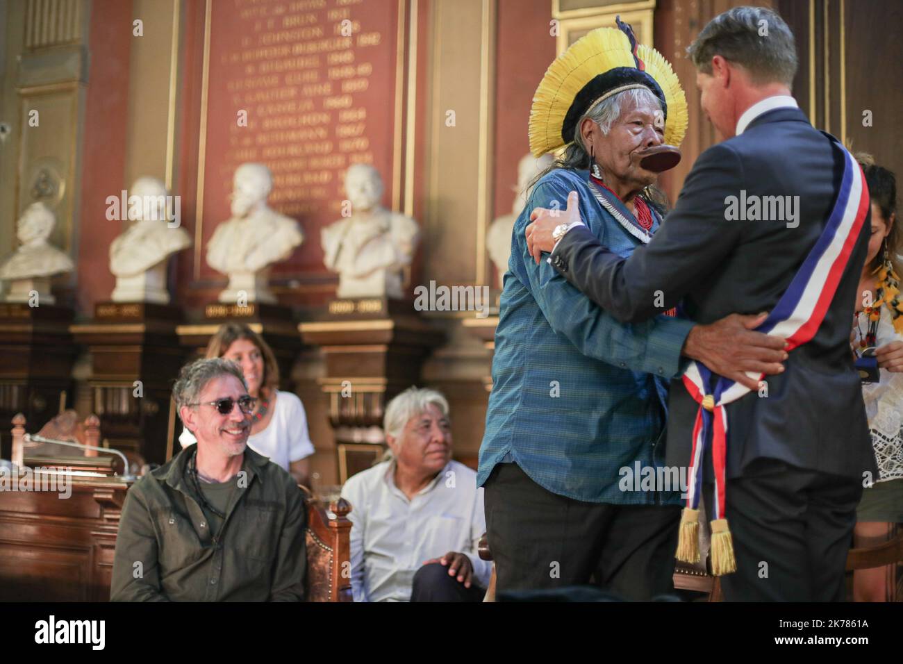 Brazilian indigenous leader Raoni is in France Stock Photo - Alamy