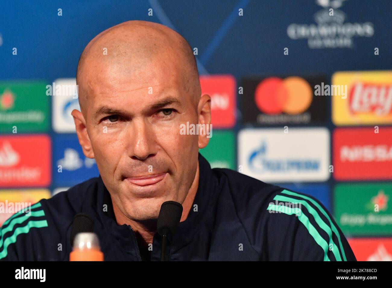 Real Madrid manager Zinedine Zidane in a press conference at the Parc ...