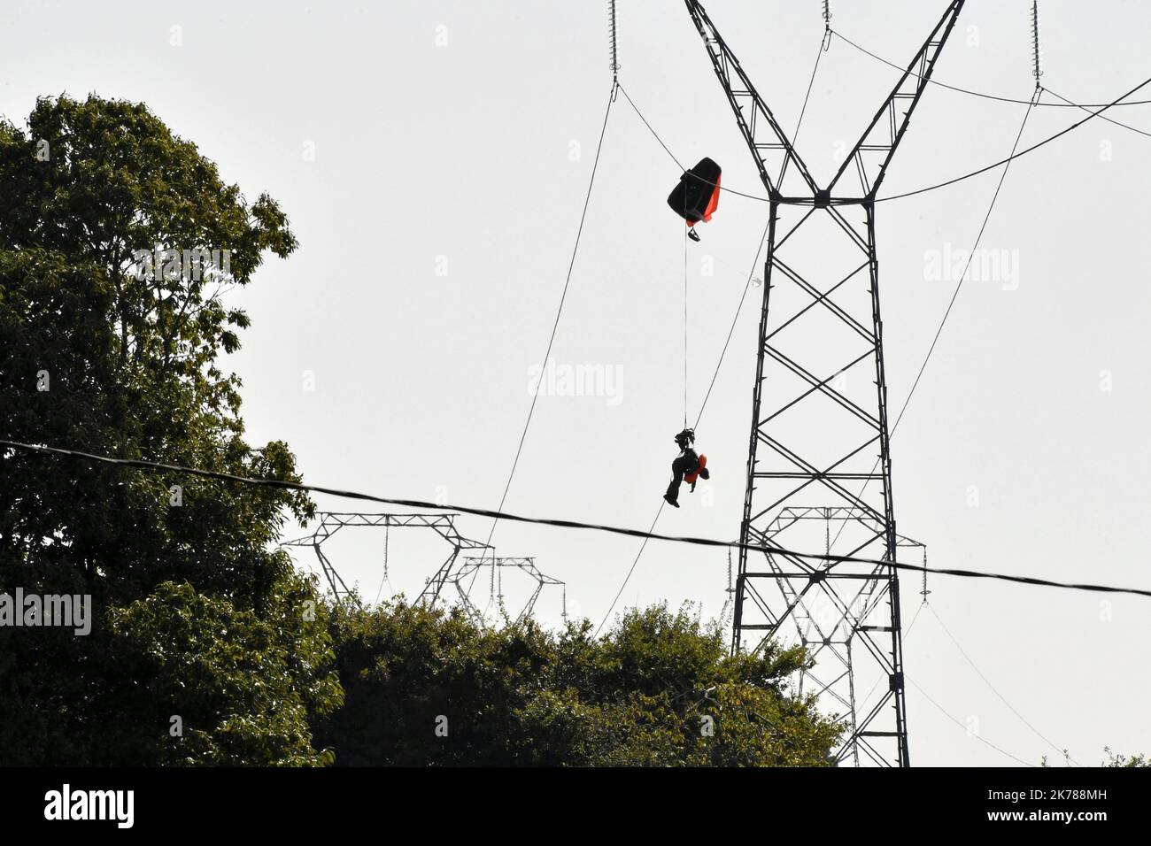 A Belgian air force F-16 fighter plane has crashed in north-western ...