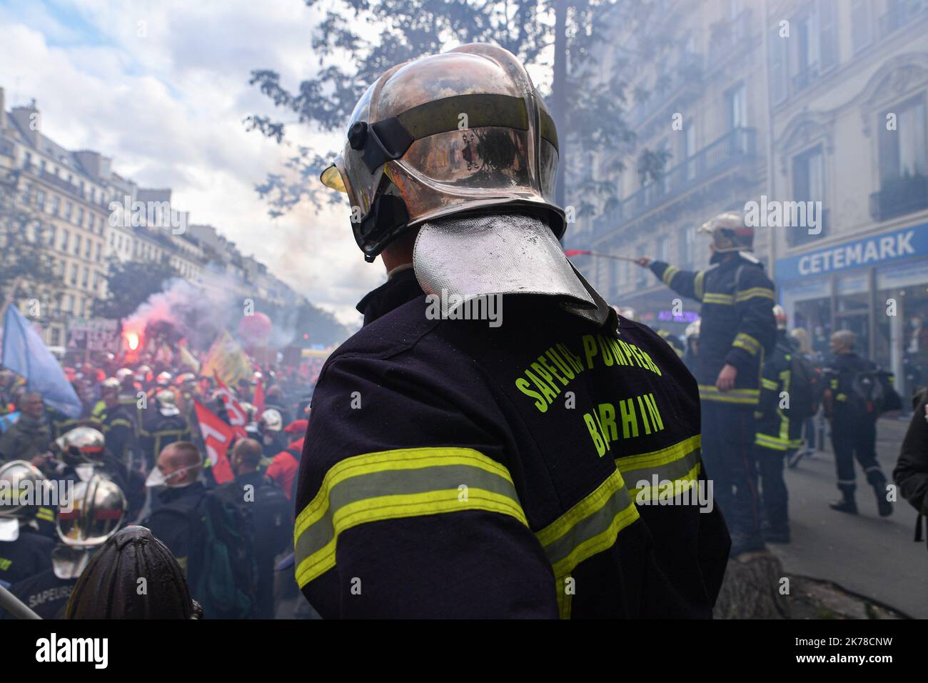 National Firefighters' Demonstration in Paris Stock Photo - Alamy