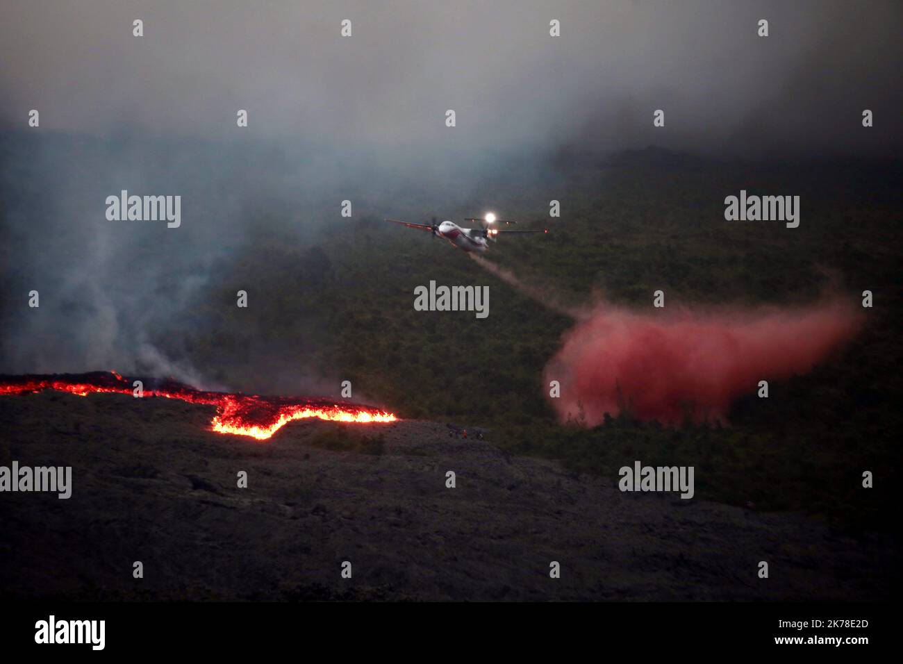 Volcanic eruption in La Reunion, on October 25, 2019 Stock Photo - Alamy