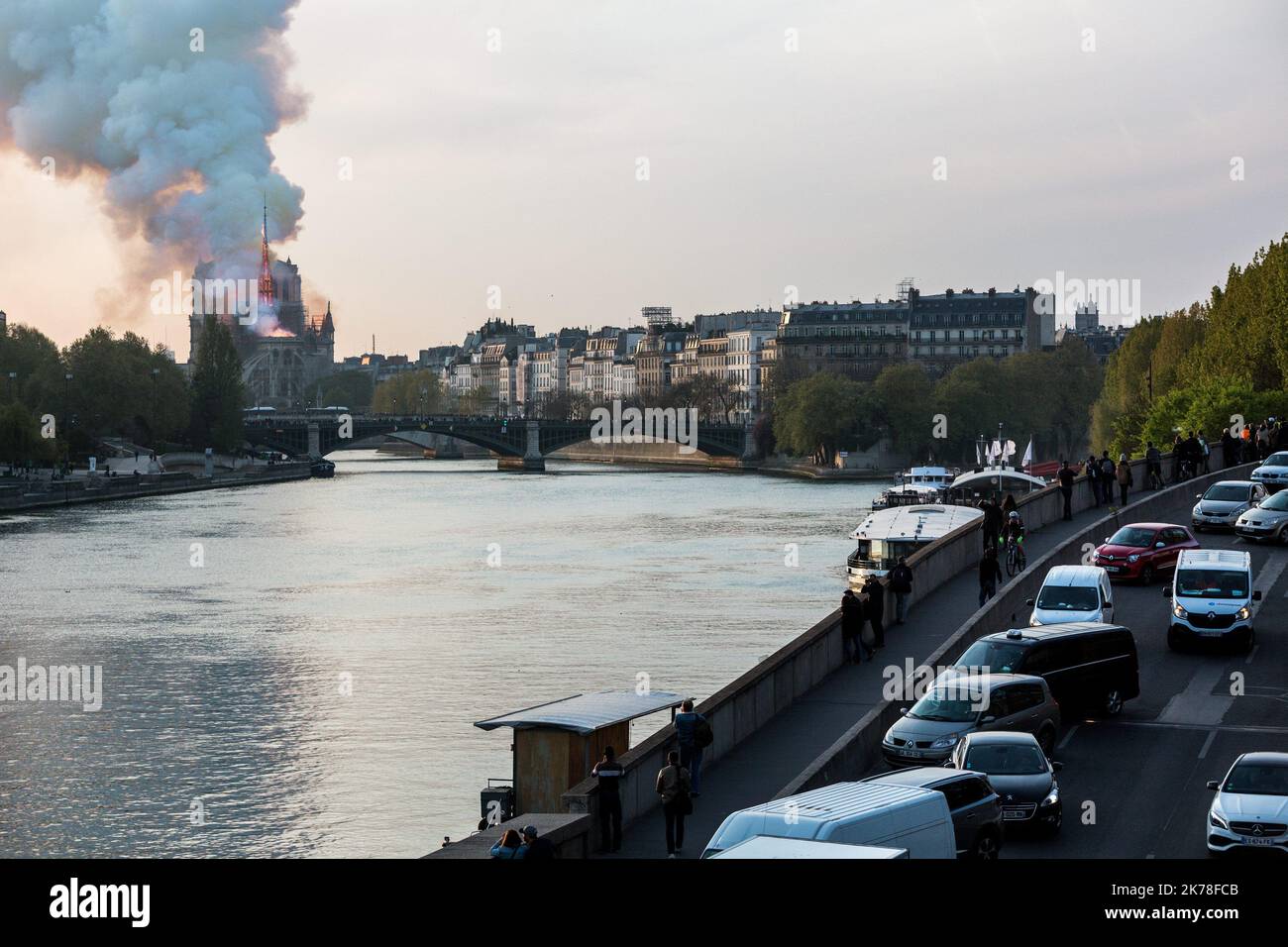 Notre-Dame cathedral burning before collapsing. A fire broke out at the ...