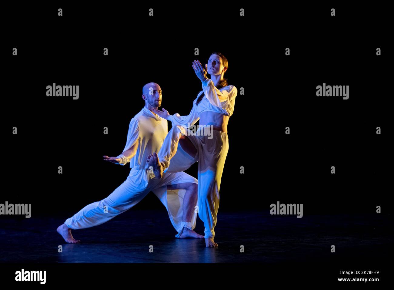 CHOREOGRAPHY Merce Cunningham COMPANY Opera Ballet Vlaanderen MUSIC ...