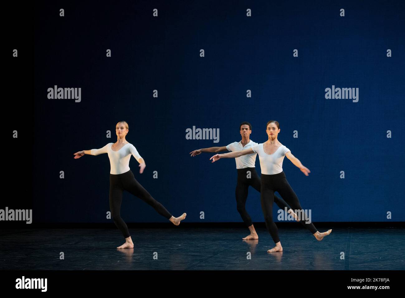 CHOREOGRAPHY Merce Cunningham COMPANY The Royal Ballet RECREATED BY ...