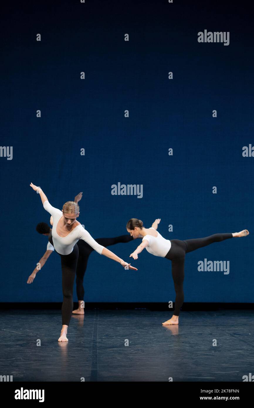 22 july 1964 hi-res stock photography and images - Alamy