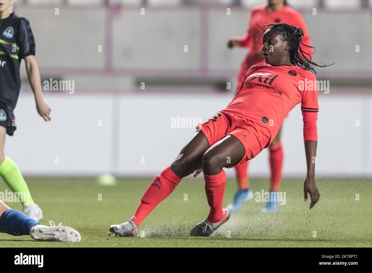 Kadidiatou diani psg hi-res stock photography and images - Alamy