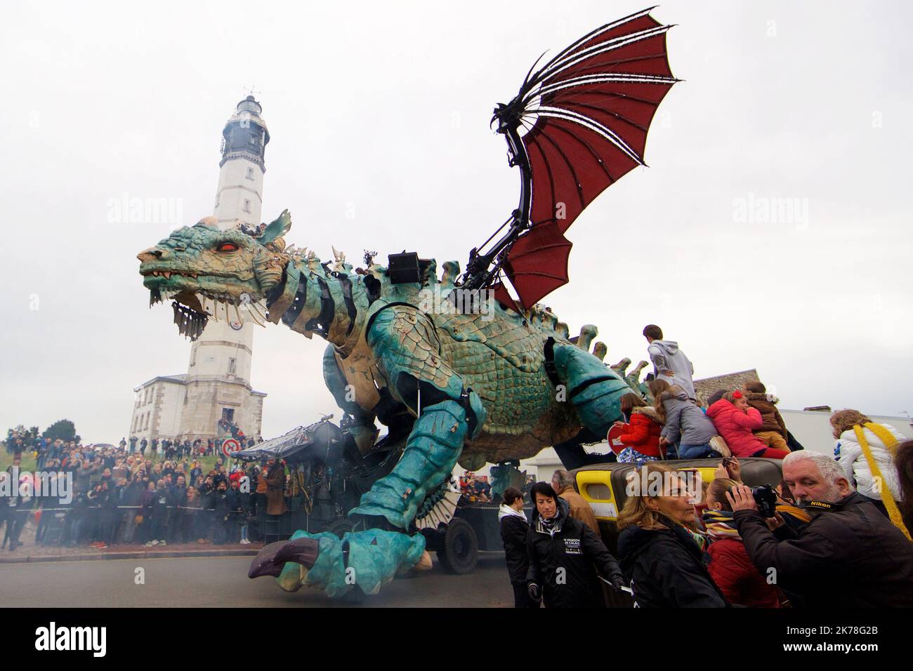Giant Dragon (Cheval Dragon Long Ma) by La Machine, Calais, France ...