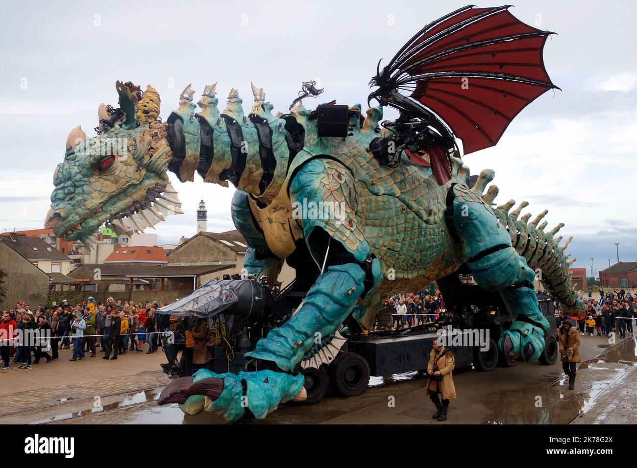Giant Dragon (Cheval Dragon Long Ma) by La Machine, Calais, France ...