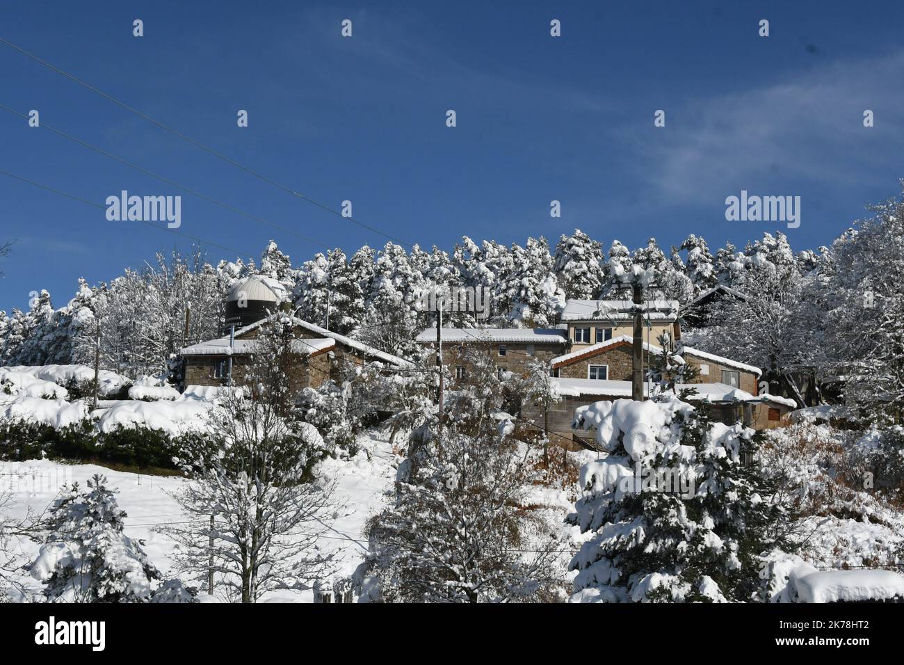 Heavy snowfalls in France Stock Photo - Alamy