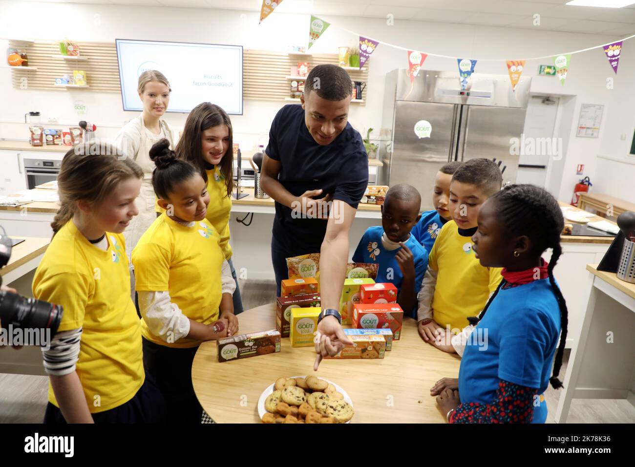 Mbappe children hi-res stock photography and images - Alamy