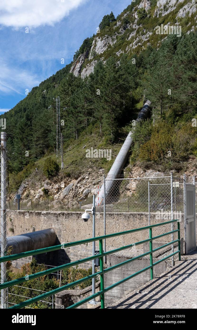 hydro power electricity generating plant Stock Photo - Alamy