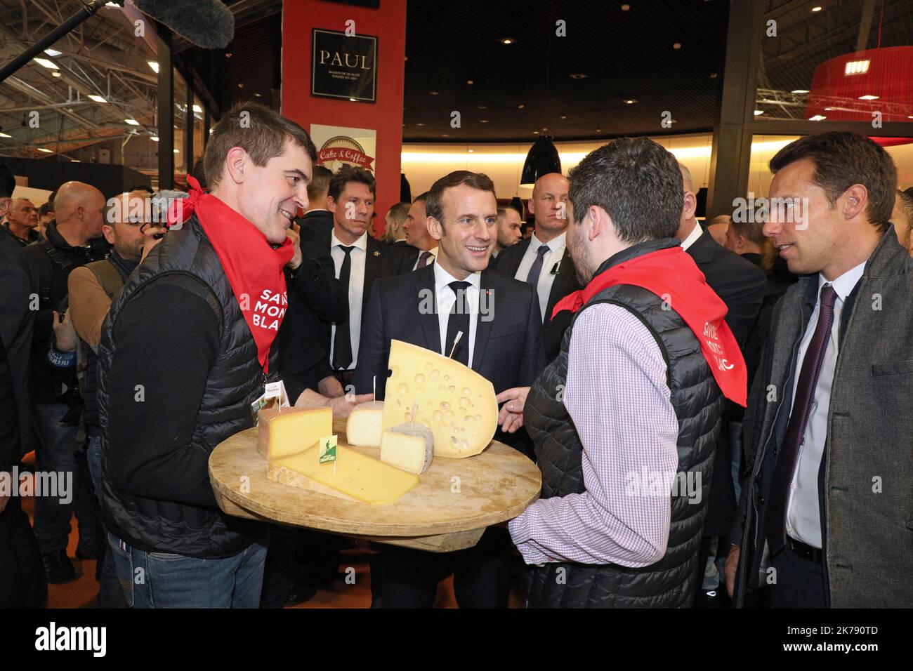 Emmanuel Macron visits the 57th International Agriculture Fair at the ...