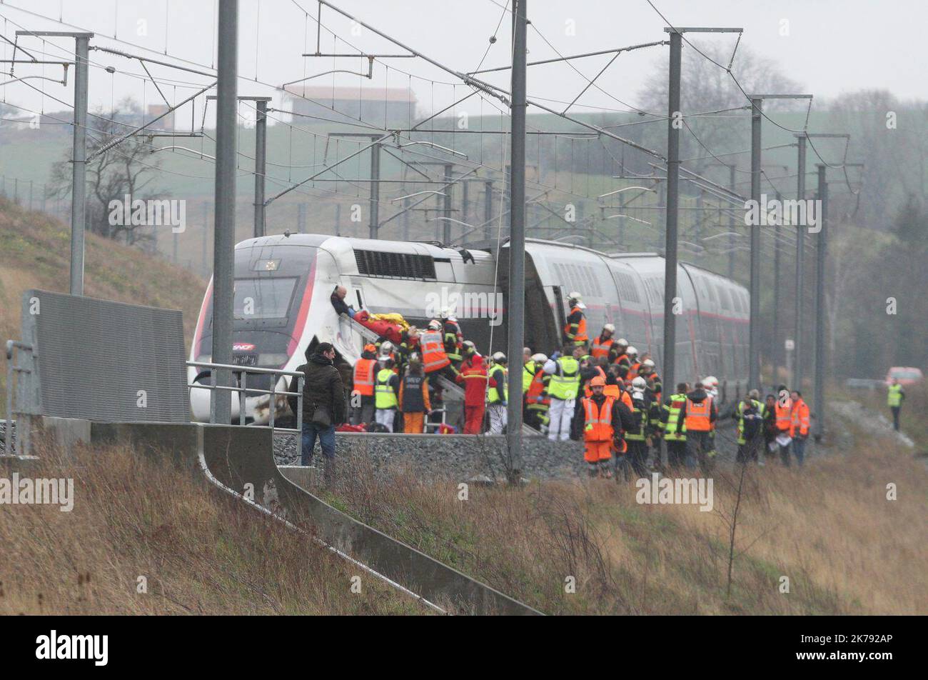 A train in France crashes at 200mph after derailing from the track. One ...