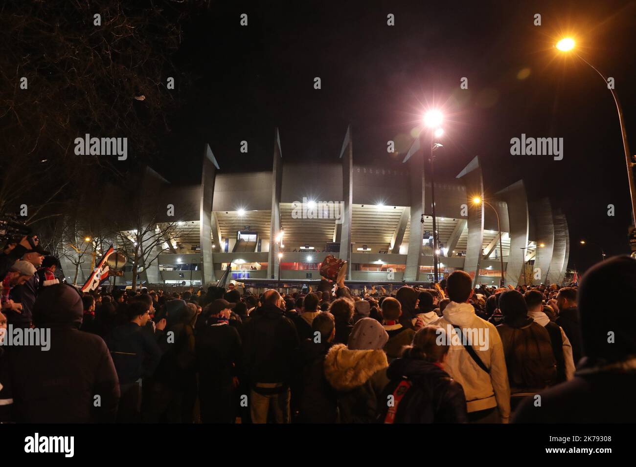 Supporters are in front of the stadium to encourage PSG players Stock ...