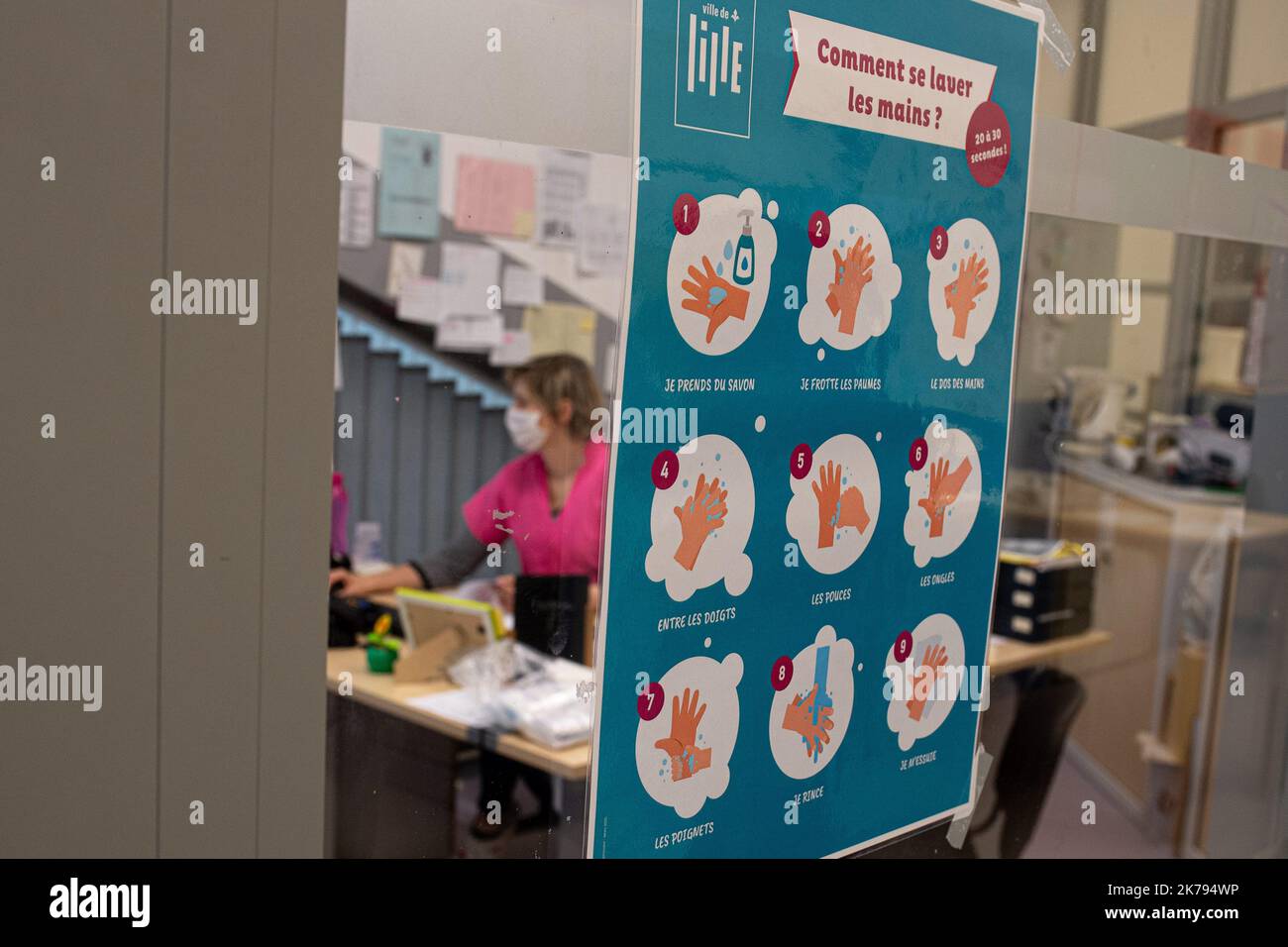 The city of Lille opened the crèche for nursing staff Stock Photo - Alamy