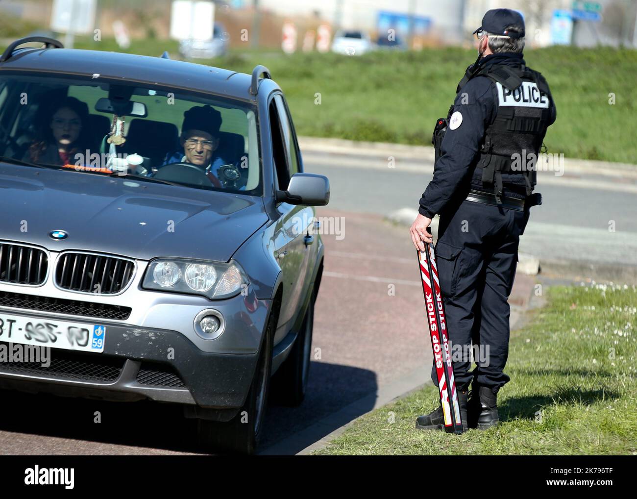 Police ask for the traffic documents from drivers which must reinforce ...