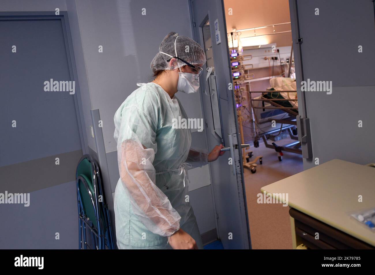 Emergency room for coronavirus patients in Tourcoing, France, march ...