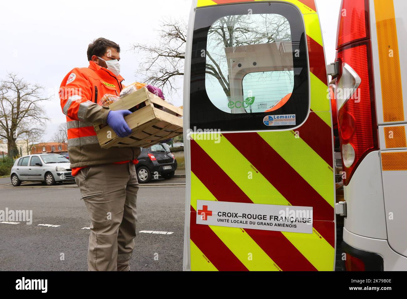 French Red Cross volunteers deliver food to fragile people in Amiens ...