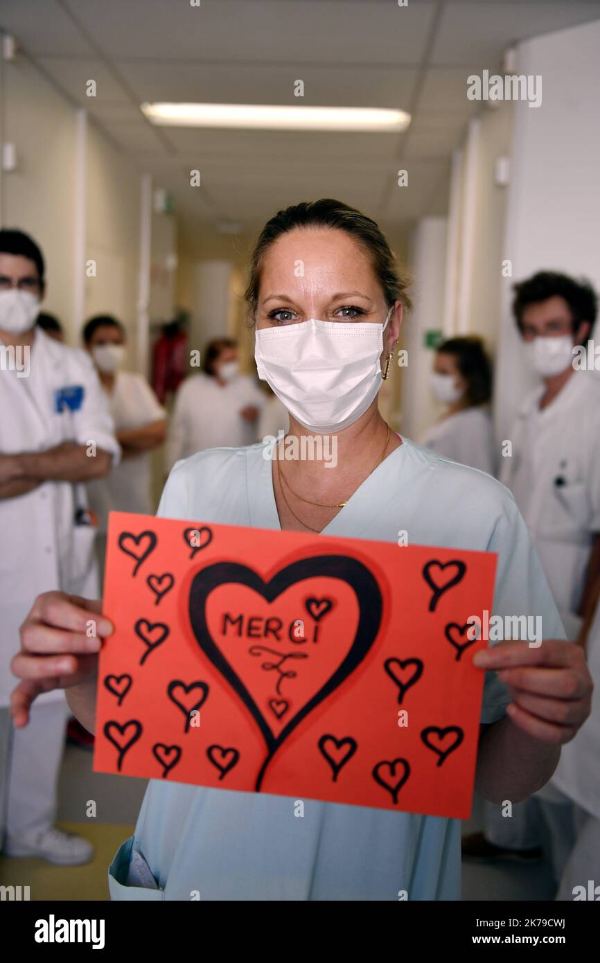 Messages from medical staff including doctors and nurses at the CHRU de ...