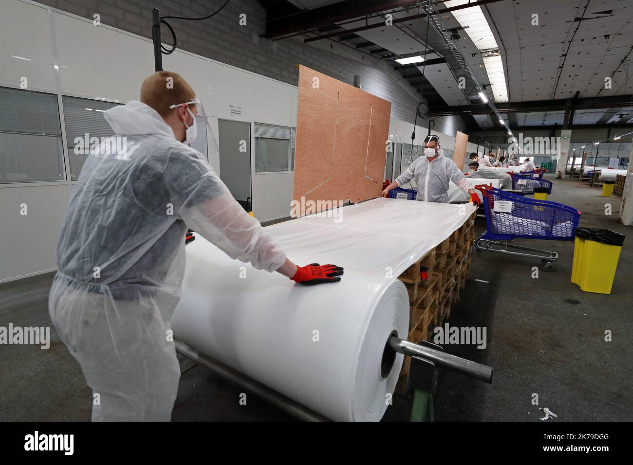 Overcoat (PPE, Personal Protective Equipment) manufacturing for ...