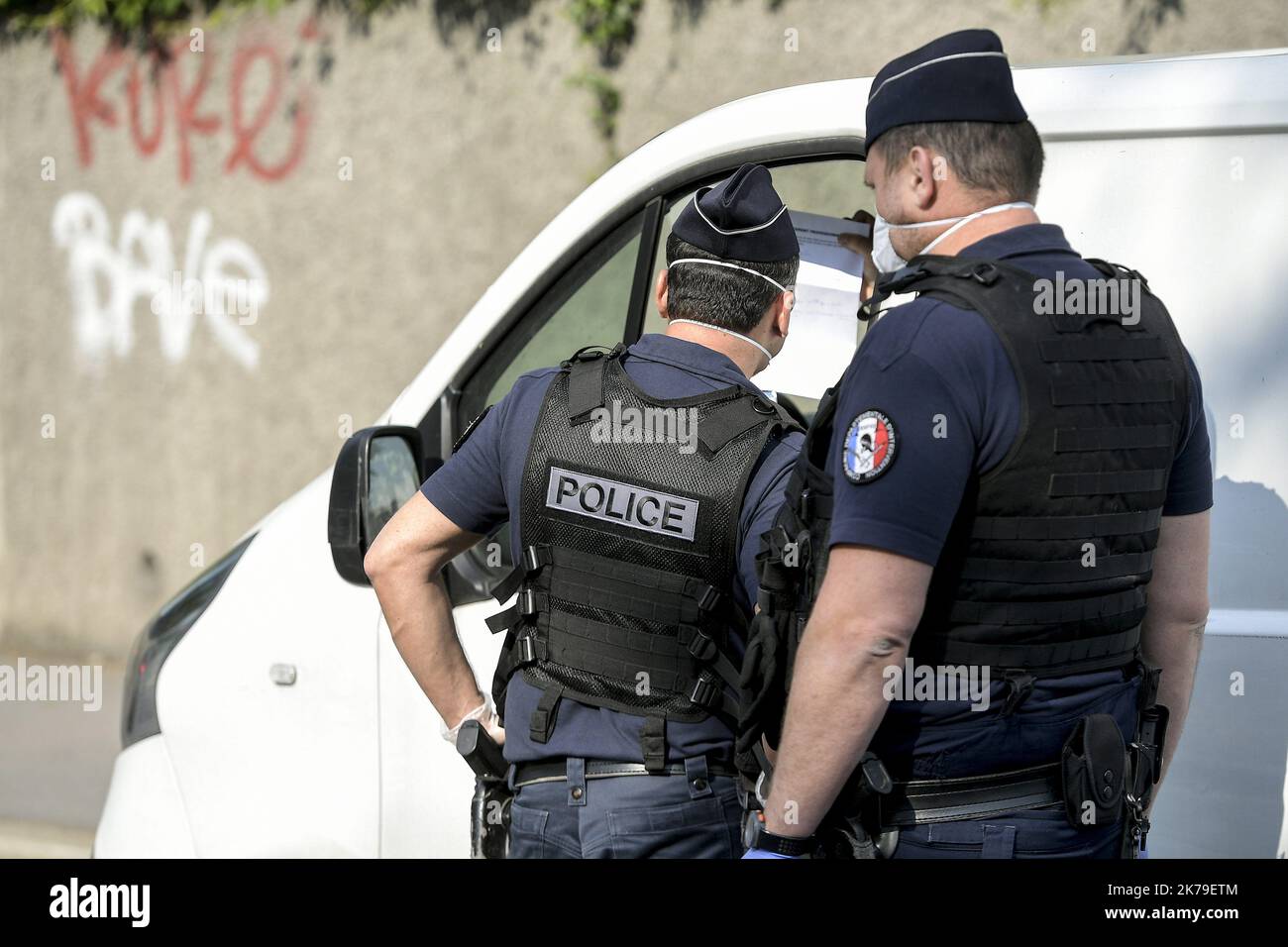 Lyon 25/04/2020 - police check in Lyon on April 25, 2020 - A police ...