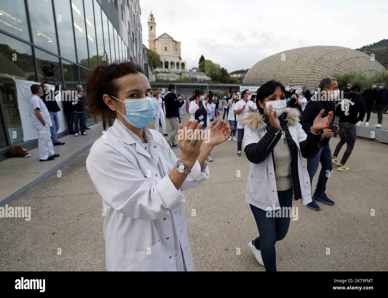 The hospital staff of the Pasteur Hospital in Nice, France danced in ...