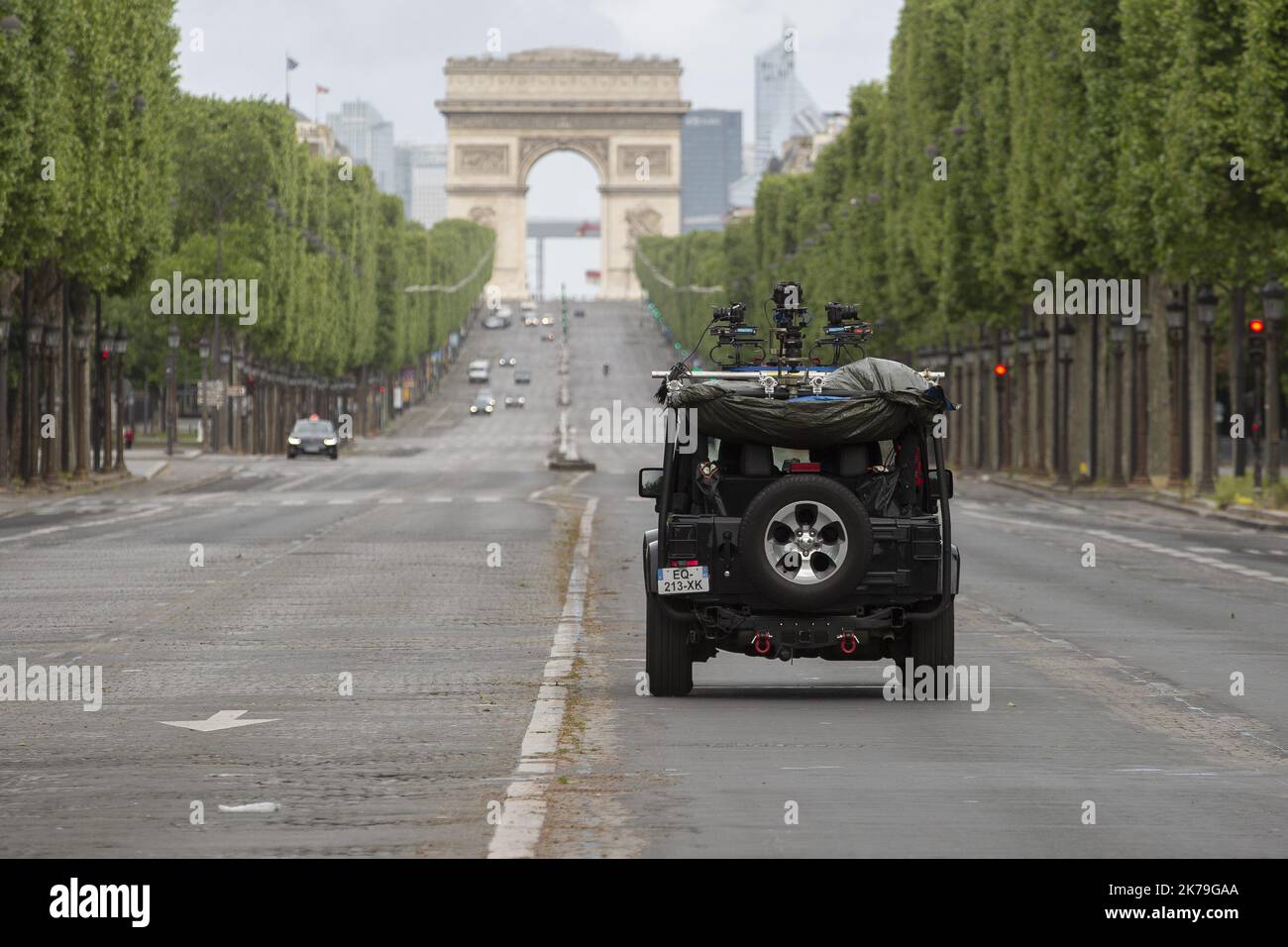 Generic views of the empty streets of Paris during lockdown. France ...