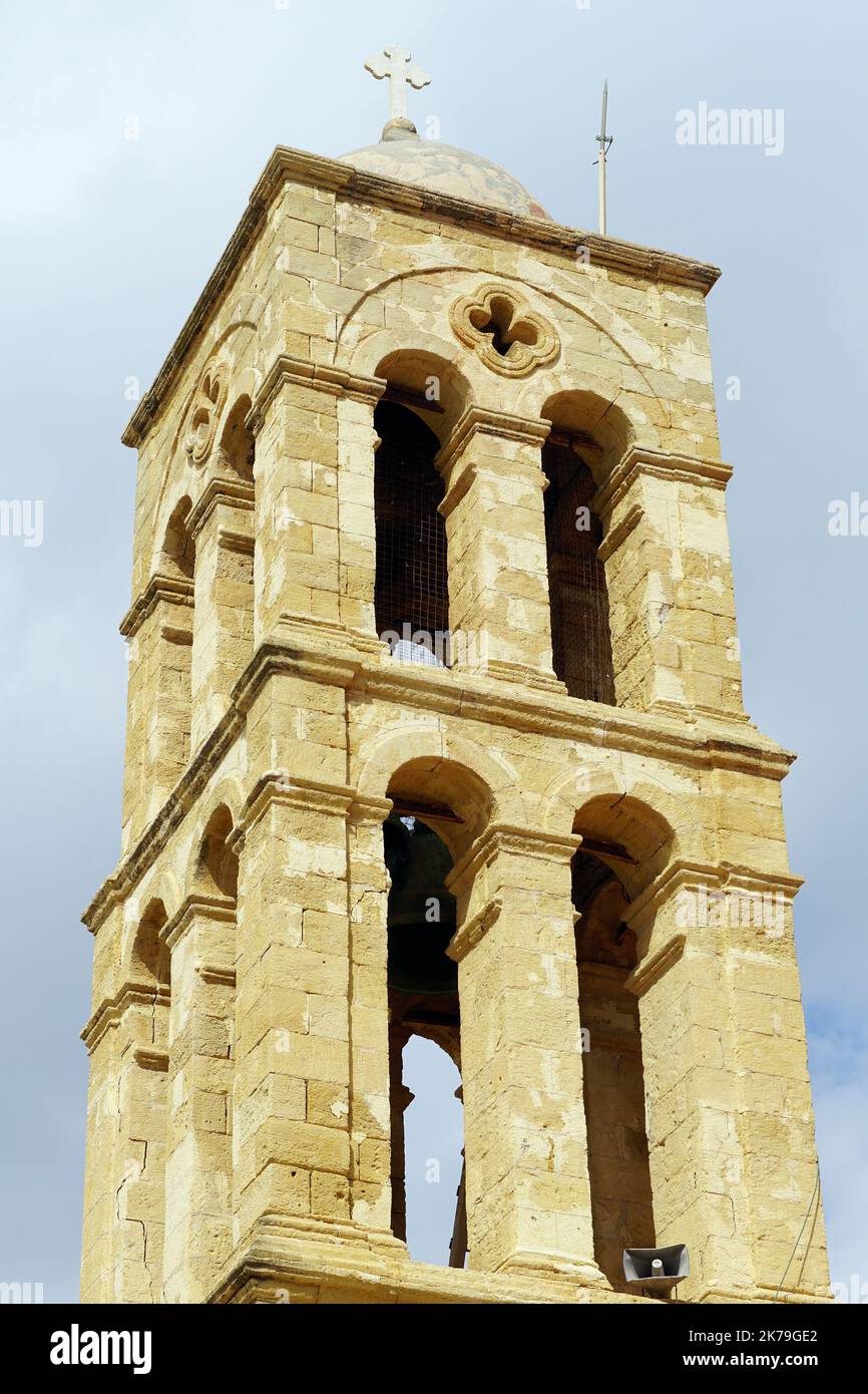 Kissamos village hi-res stock photography and images - Alamy