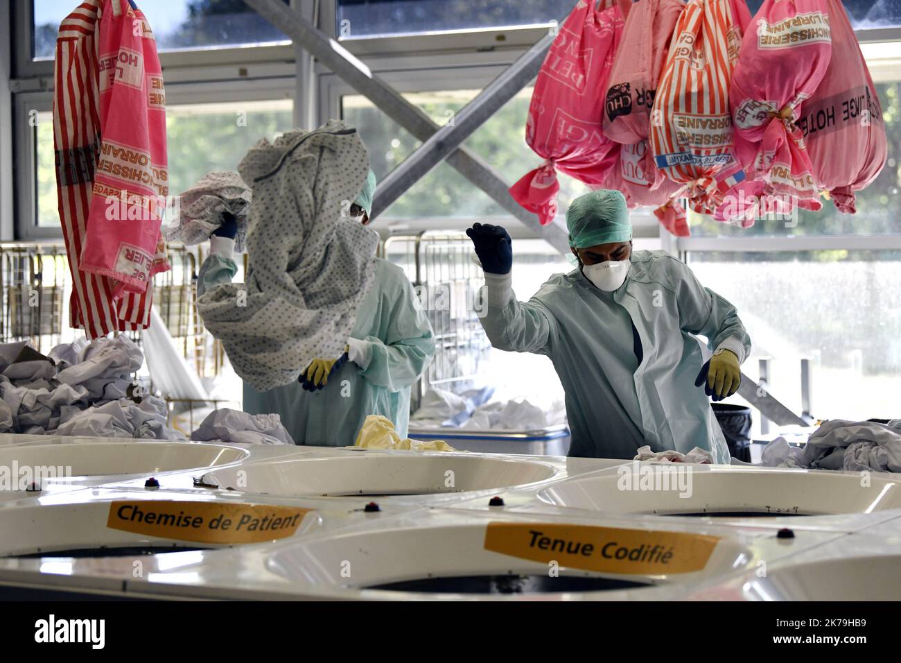 Laundry bag and hospital hi-res stock photography and images - Alamy