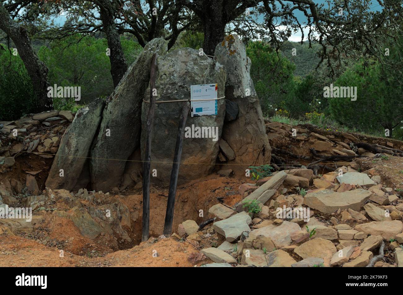 Ruins of megalithic structure hi-res stock photography and images - Alamy