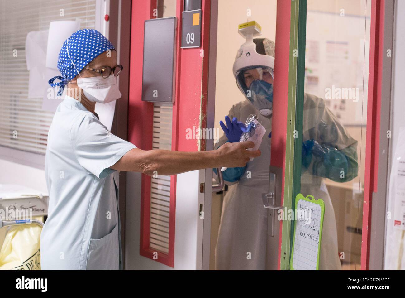 Emergency Department - Intensive Care Unit in the Covid sector at the ...