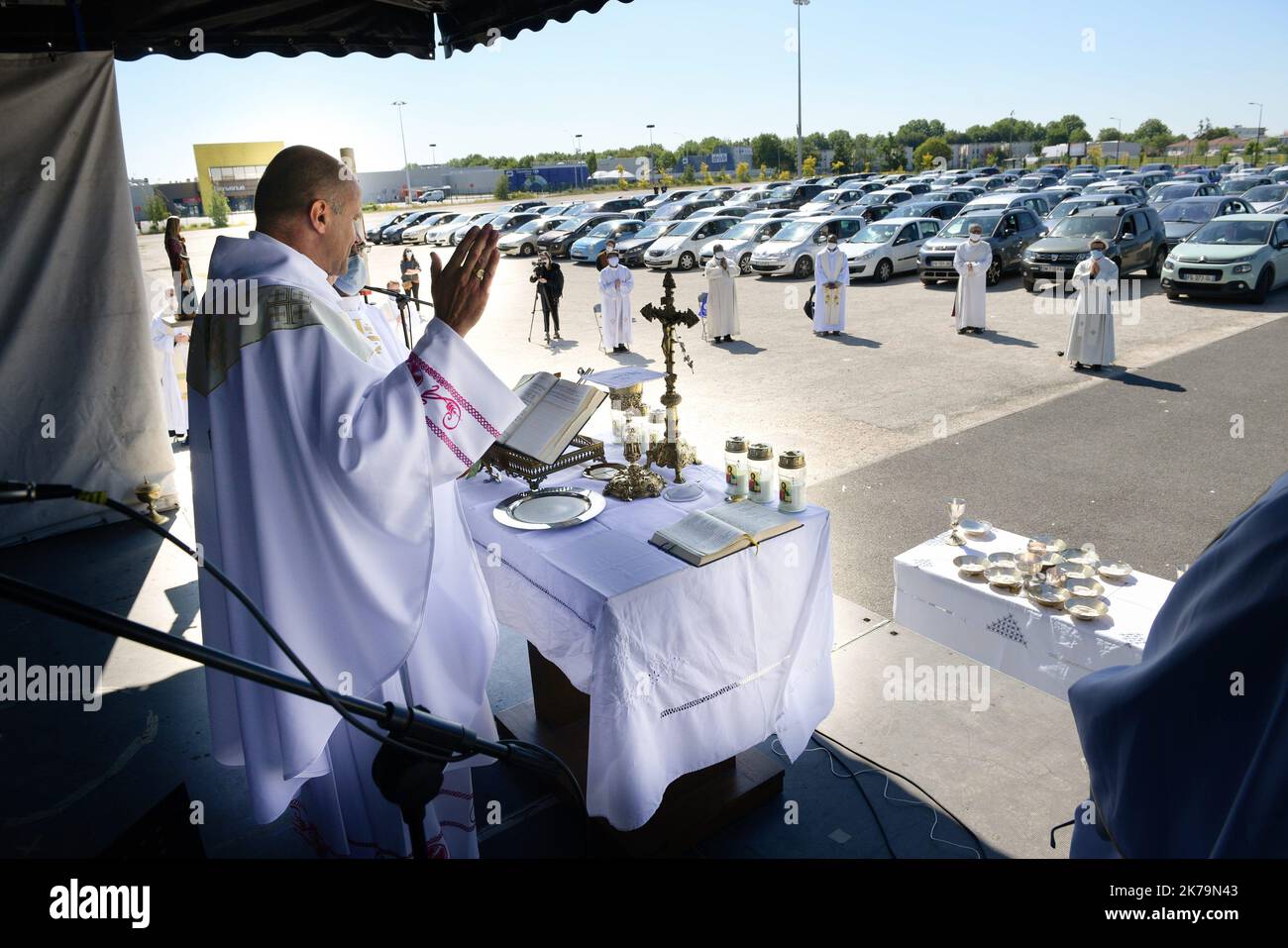 Chalons en Champagne, France, may 17th 2020 - 1st weekend of deconfinement in France. A drive ...