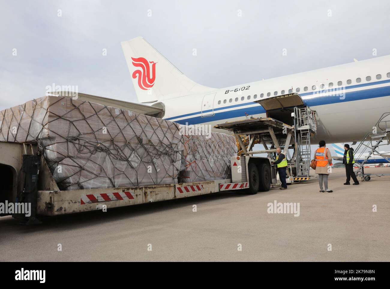 Roissy - Charles de Gaulle airport - The French Customs Office France ...