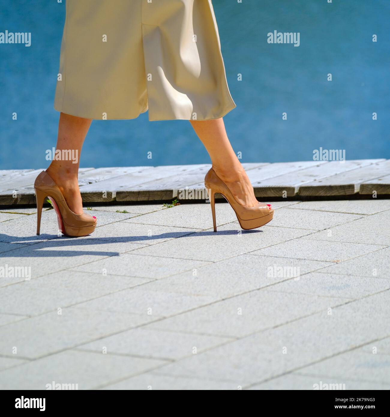 High heels walking street hi-res stock photography and images - Alamy