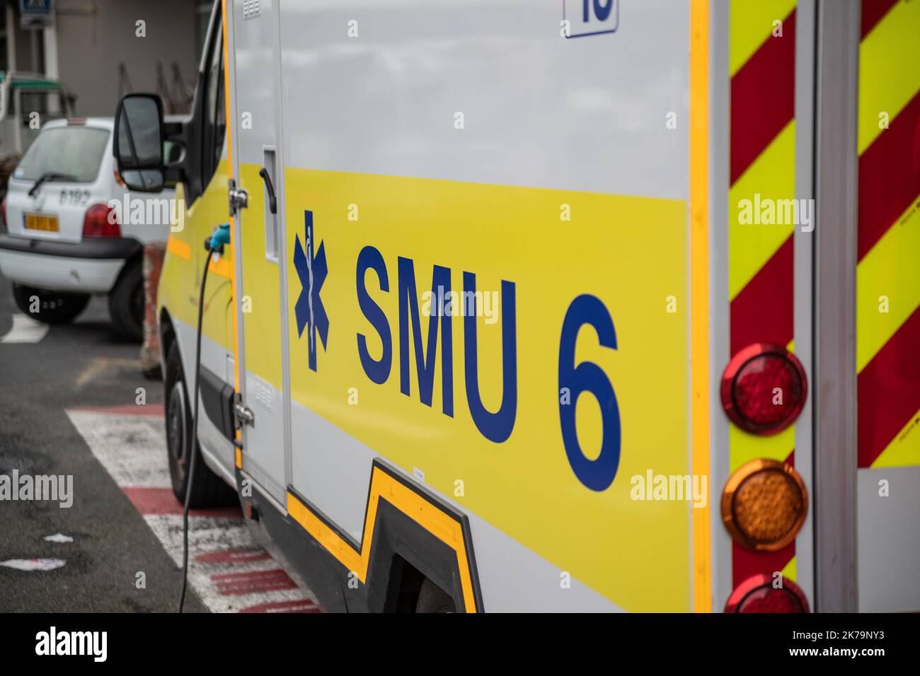 France / Ile-de-France (region) / Roissy - The SMU has emergency ...