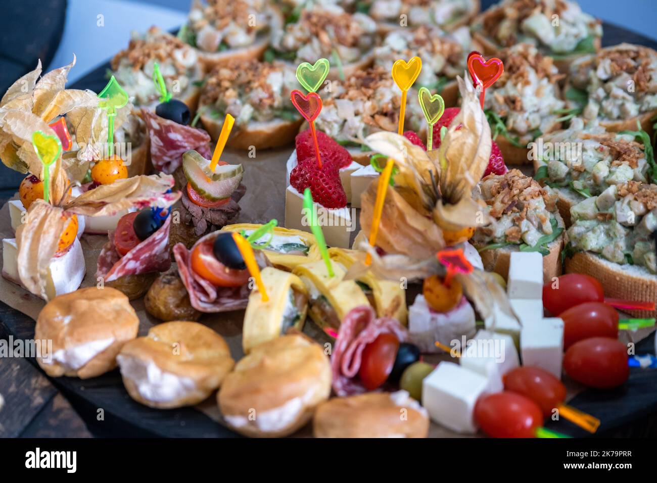 Toothpick appetizers hi-res stock photography and images - Alamy