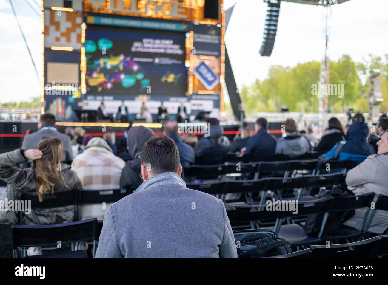 Stage at the park hi-res stock photography and images - Alamy