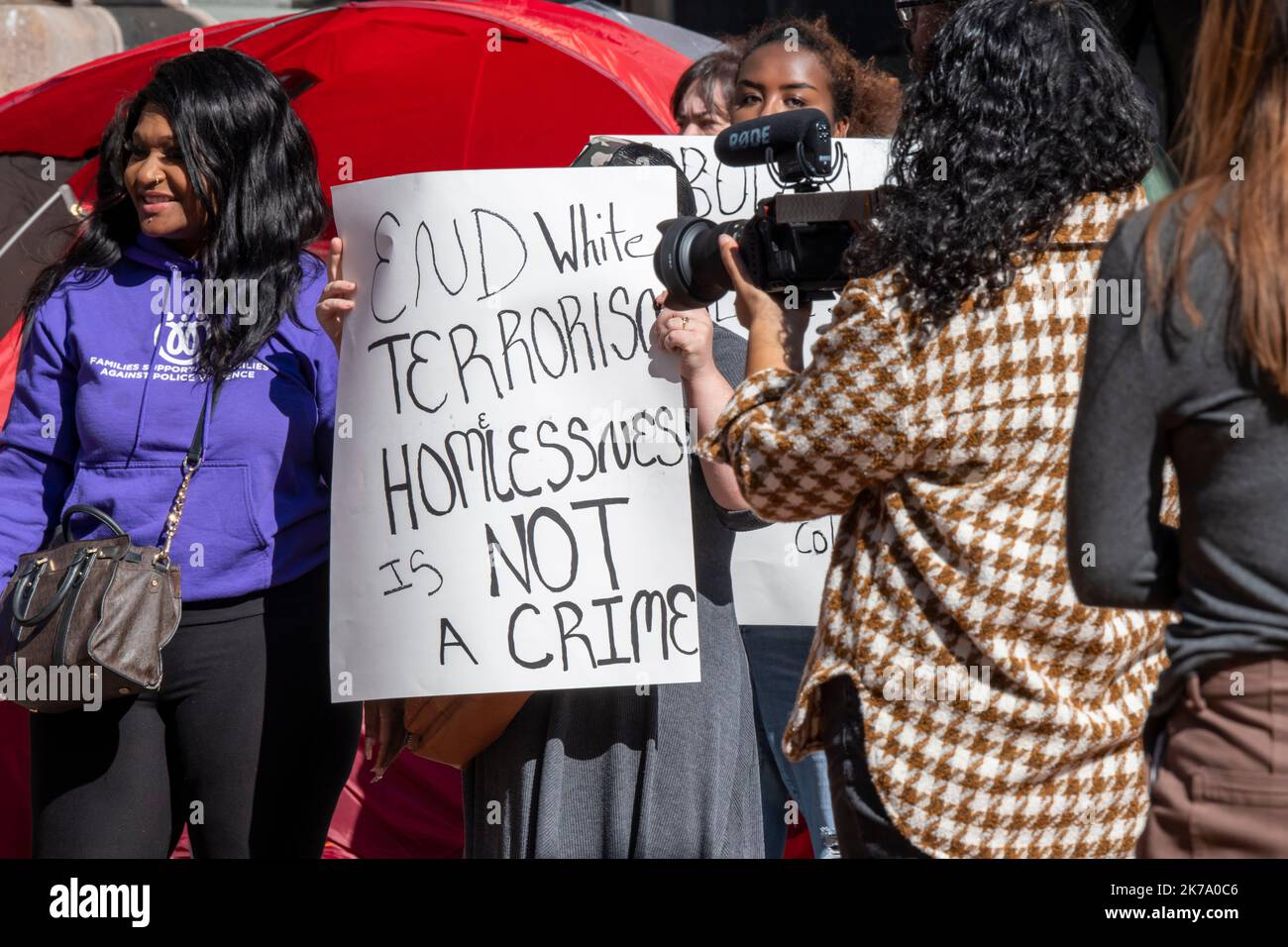 Minneapolis, Minnesota. Homeless people and advocates set up their ...