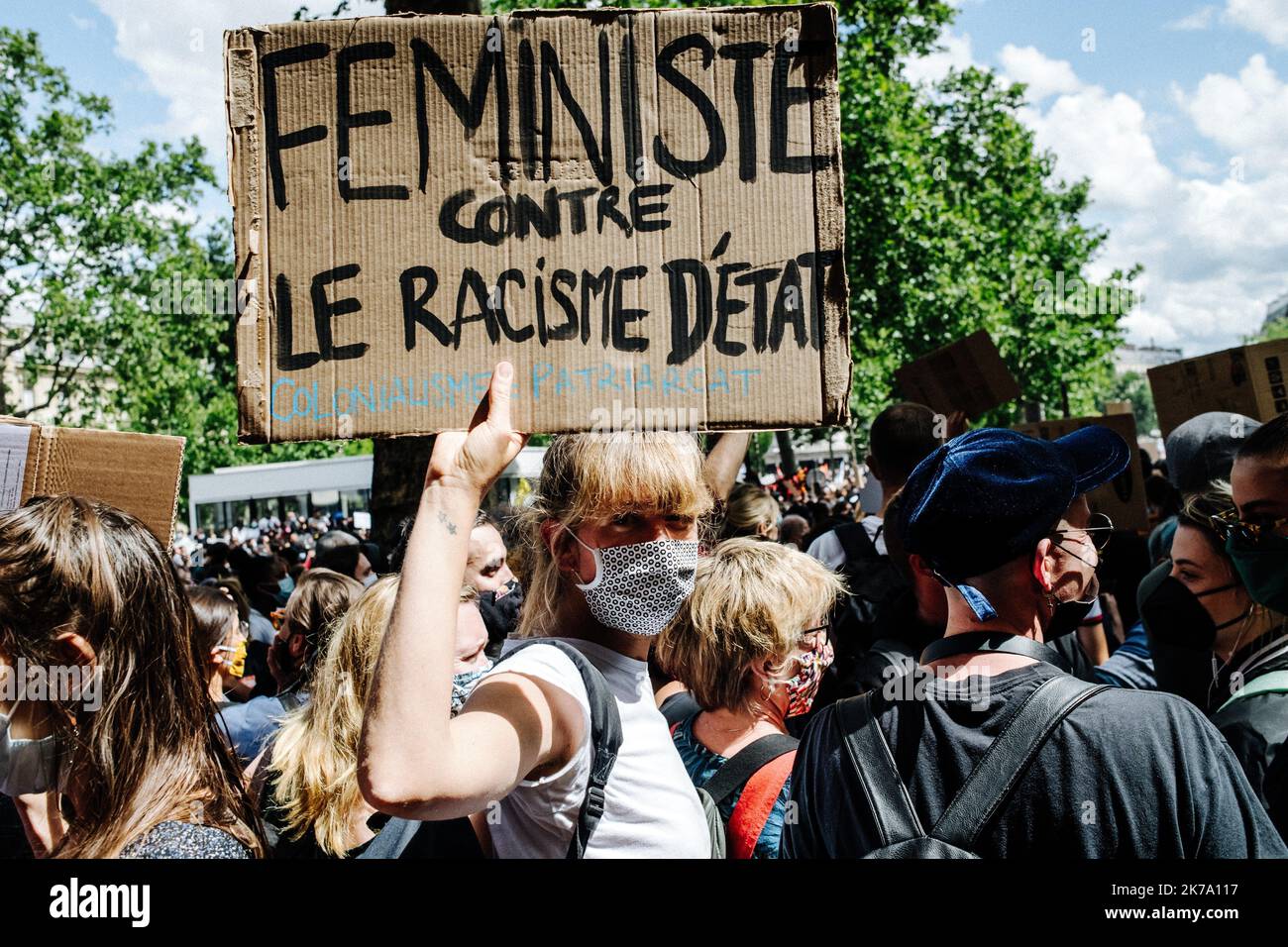 Jeunes feminisme france hi-res stock photography and images - Alamy