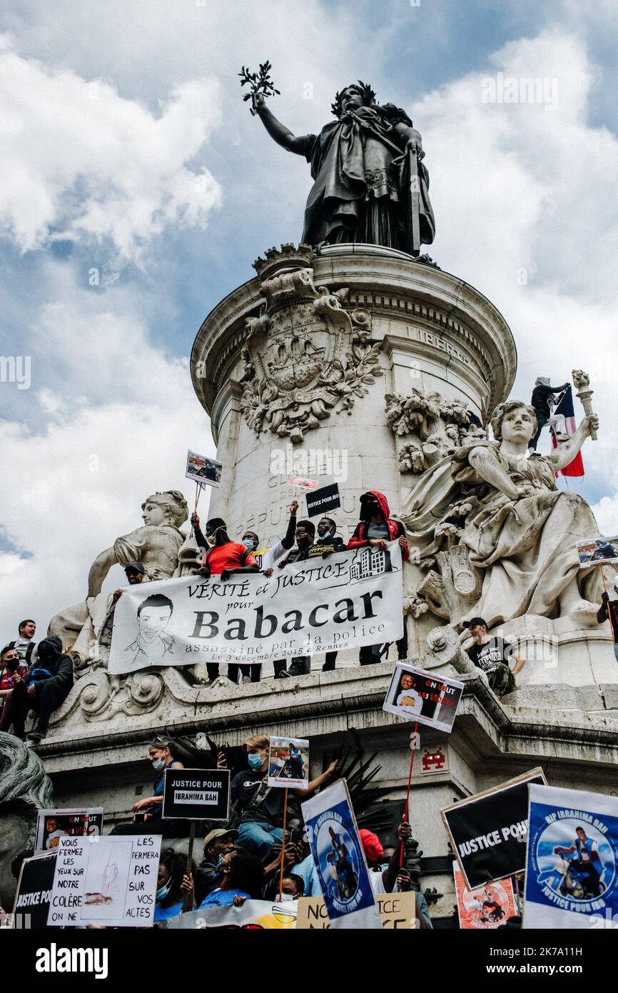 Statue de la republique francaise hi-res stock photography and images - Alamy