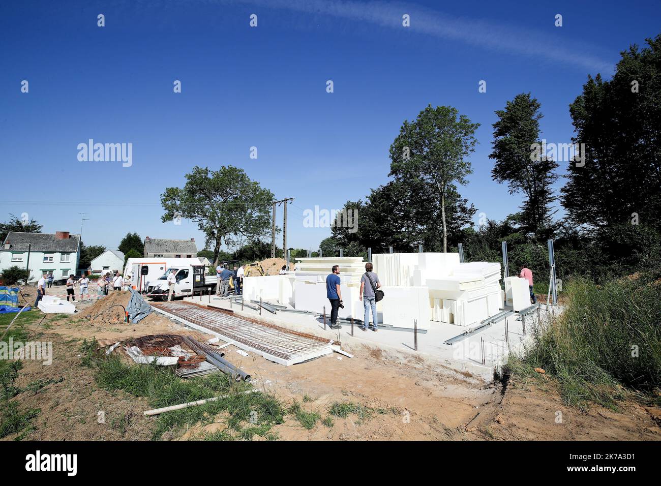 Construction of the first polystyrene house Stock Photo - Alamy