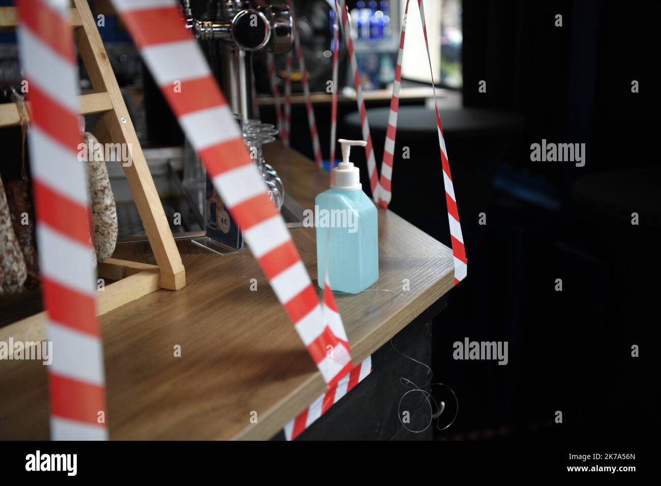 2020/07/02. Coronavirus covid-19. Three of the four cafes in ...