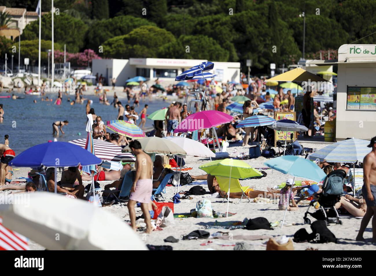 2020/07/04. First week end of summer holidays Stock Photo - Alamy