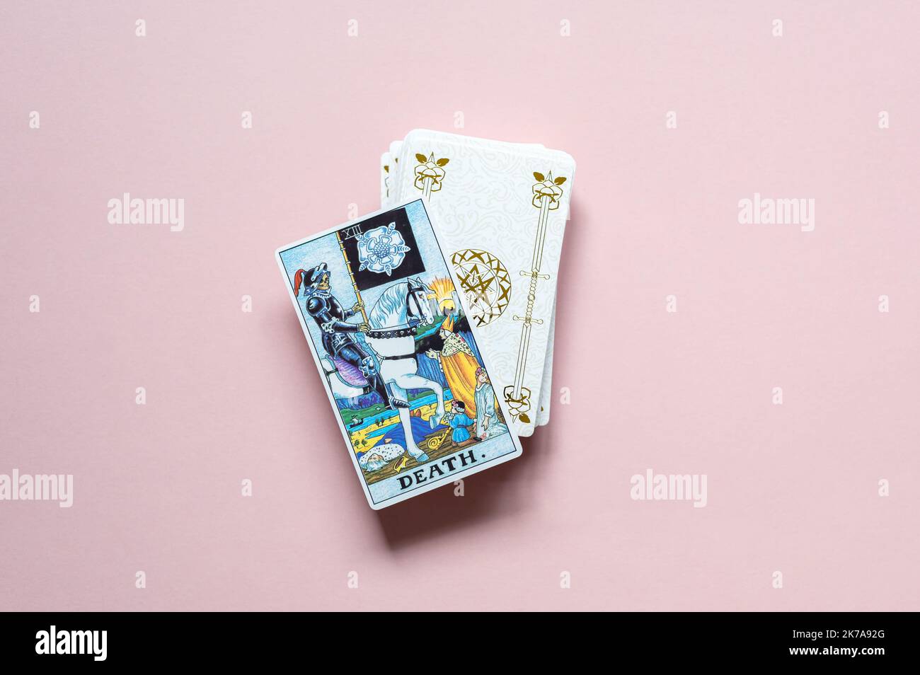 Rider waite tarot cards hi-res stock photography and images - Alamy